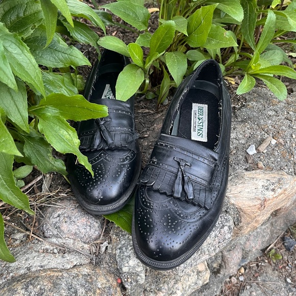 Deer Stags | Shoes | Vintage Deer Stag Men Shoe 95 Genuine Leather ...